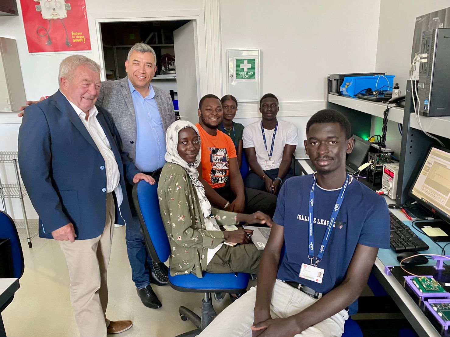 Visit of Jalil Benabdillah in our facilities - Space center of the University of Montpellier